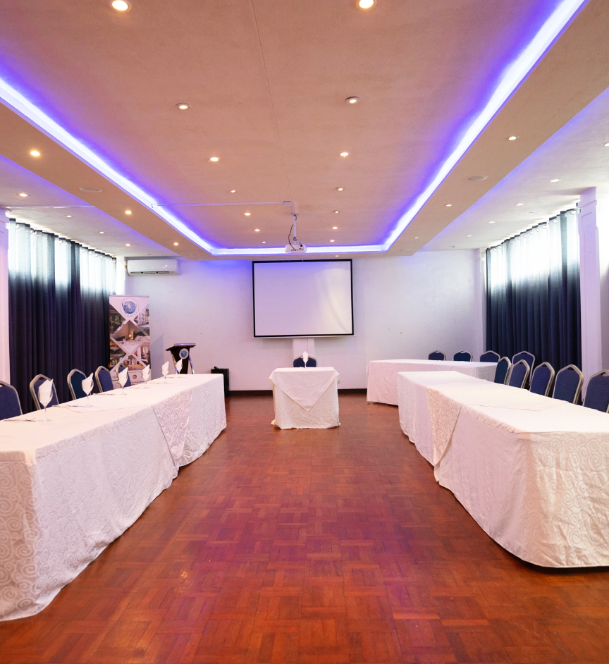 Home - Le Grand Bleu Hotel